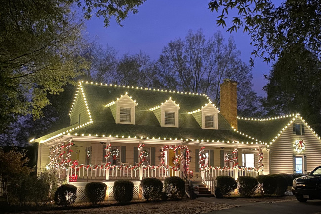 Christmas Light Installation | Baker SoftWash